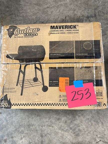 OUTLAW GRILLS MAVERICK CHARCOAL GRILL IN BOX - Earl's Auction Company
