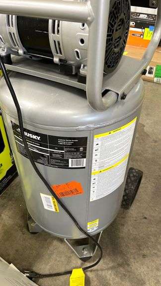 HUSKY 20 GALLON ROLLING AIR COMPRESSOR - Earl's Auction Company