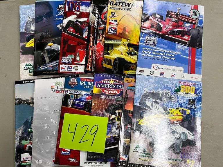 (12) ASSORTED RACING PROGRAMS/ MAGAZINES - Earl's Auction Company