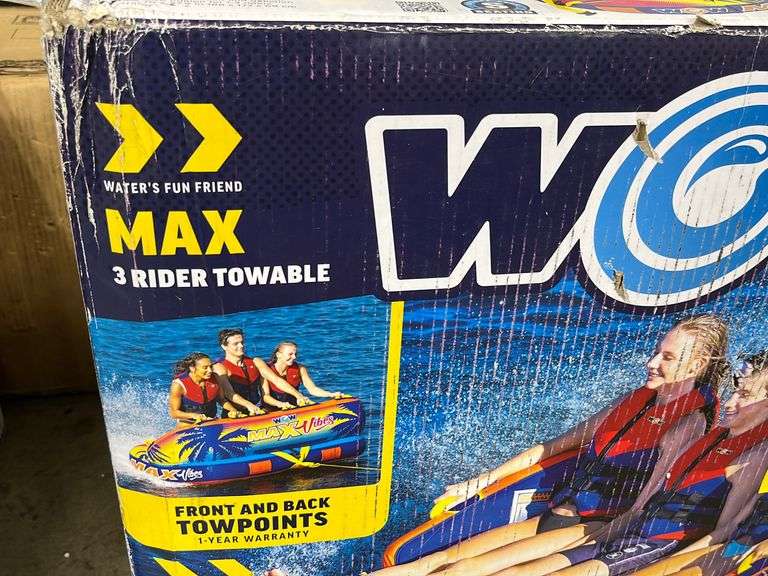WOW MAX 3 RIDER TOWABLE IN BOX - Earl's Auction Company