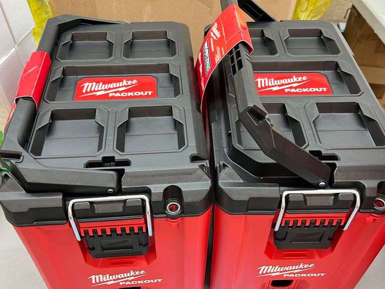(2) MILWAUKEE PACKOUT COMPACT TOOL BOXES - Earl's Auction Company