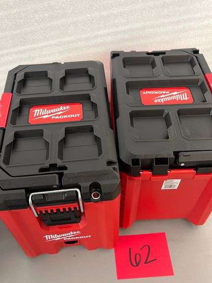 (2) MILWAUKEE PACKOUT COMPACT TOOL BOXES - Earl's Auction Company
