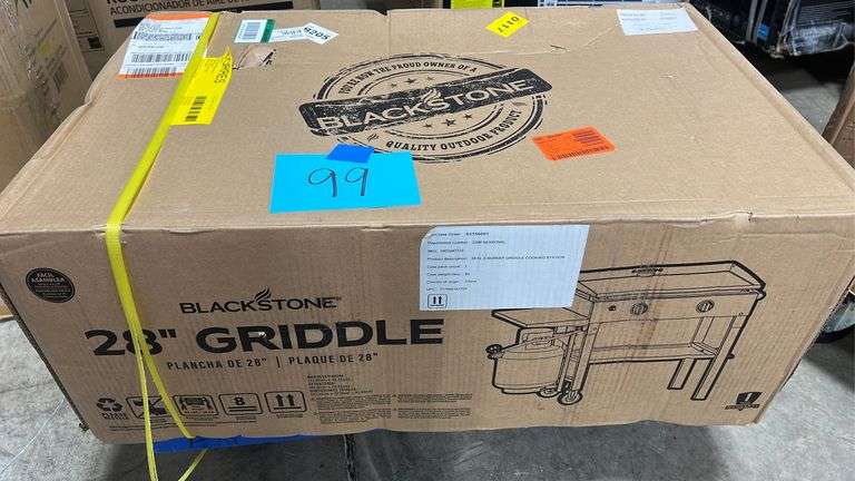 BLACKSTONE 28" GRIDDLE IN BOX - Earl's Auction Company