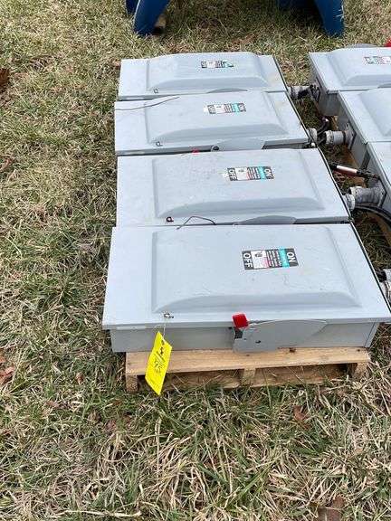 (4) Siemens safety switches - EK Auctioneers LLC