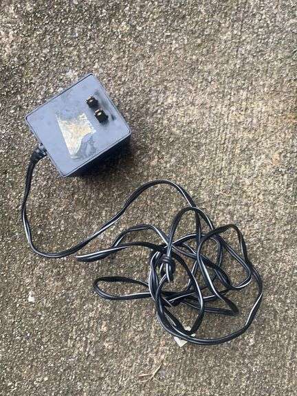 VINTAGE POWER WHEEL POLICE MOTORCYCLE - EK Auctioneers LLC