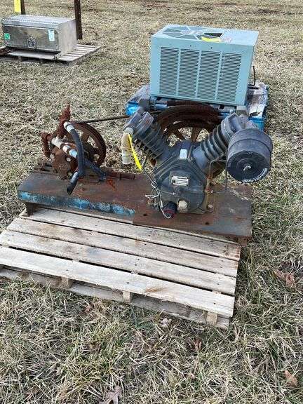 Ingersoll Rand Hyd PTO driven air compressor pump - EK Auctioneers LLC