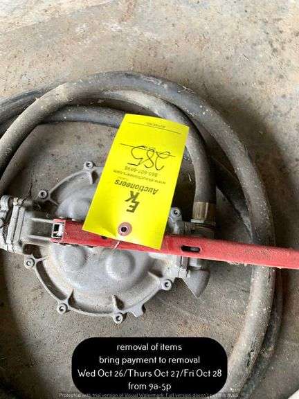 (3) GAS PUMPS - EK Auctioneers LLC