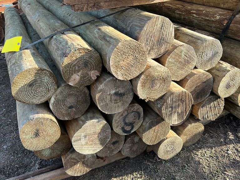 8"X8' PRESSURE TREATED POSTS-APPROX 24 IN BUNDLE - EK Auctioneers LLC