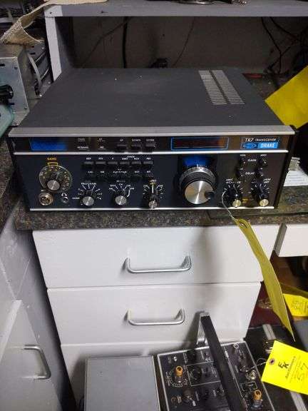 DRAKE TR7 TRANSCEIVER - EK Auctioneers LLC