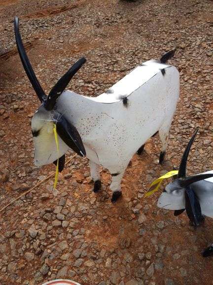 METAL GOAT YARD ART - EK Auctioneers LLC