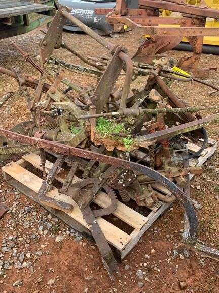 2 ROW CULTIVATORS FOR H FARMALL - EK Auctioneers LLC