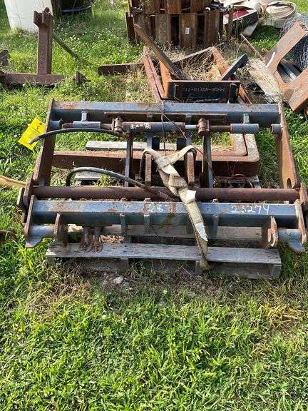 JCB wheel loader telehandler fork attachment - EK Auctioneers LLC