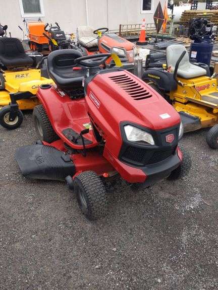 CRAFTSMAN T2500 RIDING MOWER - EK Auctioneers LLC