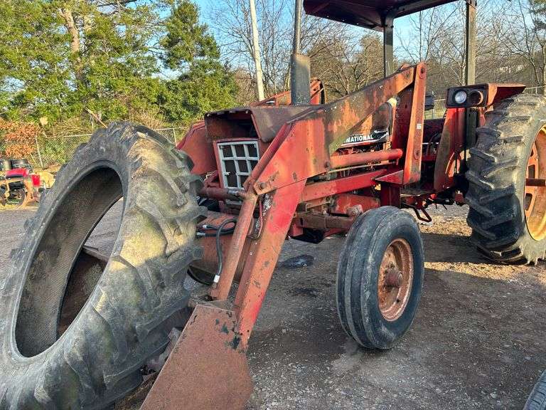 INTERNATIONAL 784 WITH LOADER - EK Auctioneers LLC