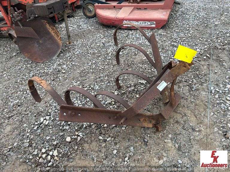 3PT 1 ROW CULTIVATOR - EK Auctioneers LLC