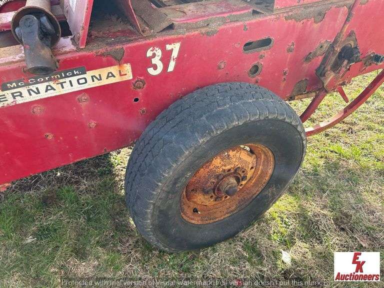 INTERNATIONAL 37 SQUARE BALER - EK Auctioneers LLC