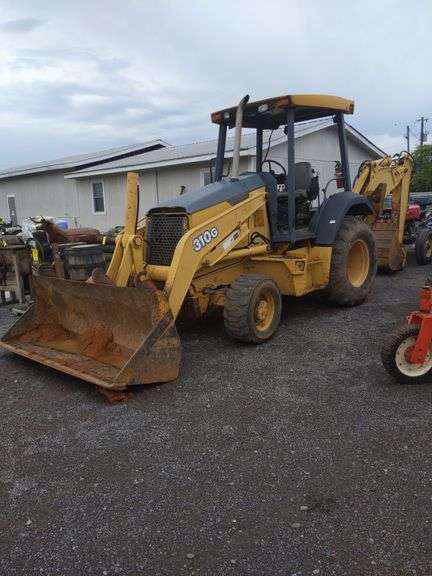 2005 JOHN DEERE 310G BACKHOE LOADER - EK Auctioneers LLC