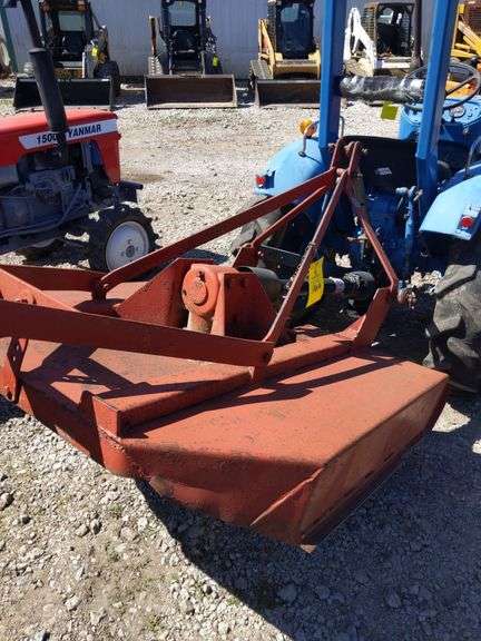 4' BUSH HOG - EK Auctioneers LLC