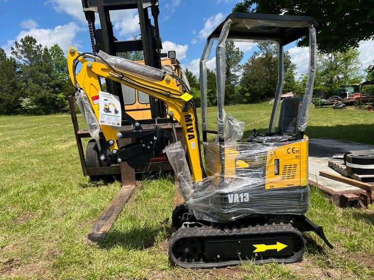 UNUSED MIVA VA13 MINI EXCAVATOR - EK Auctioneers LLC
