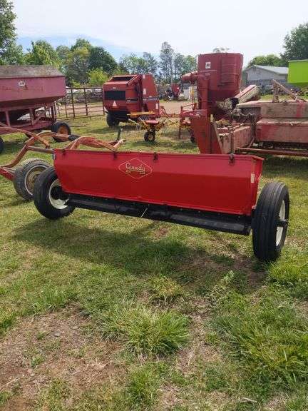 GANDY EZ FLOW SPREADER - EK Auctioneers LLC