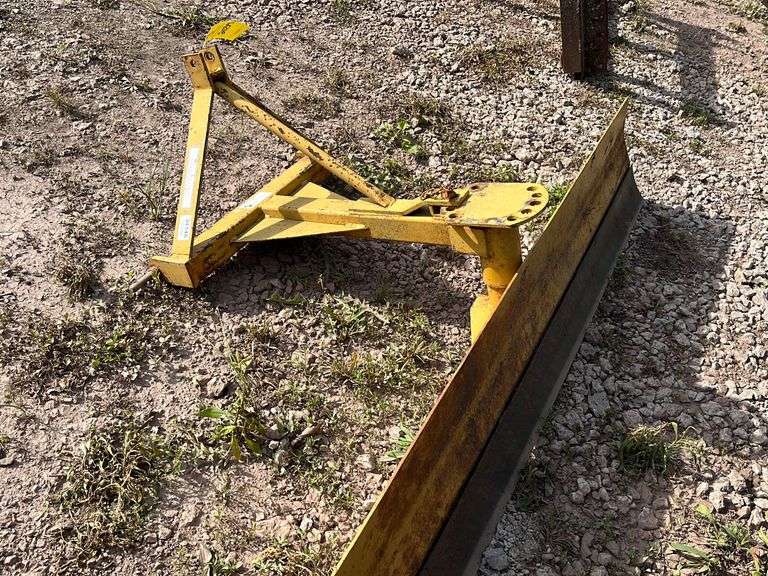 7' 3PT GRADER BLADE - EK Auctioneers LLC