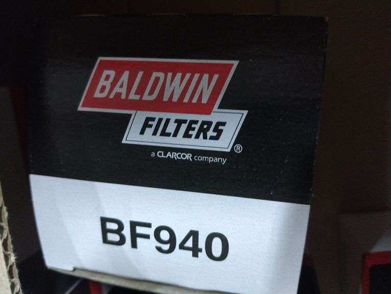 5) Baldwin BF940 Fuel Spin-on Filters, 5 times the money - ELCO Auctions