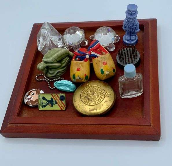 12 Piece Little Trinkets with Wooden Tray - Estate Rescue Queens