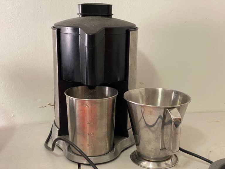 Kenmore Juice Extractor, Food Chopper, Cool Daddy Deep Fryer - Estate ...