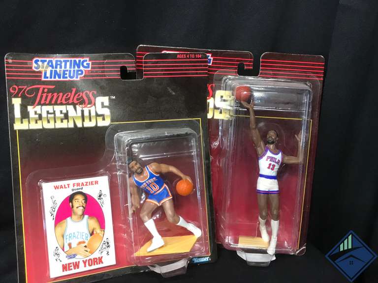 (2) Timeless Legends Starting Lineup - Estate Details