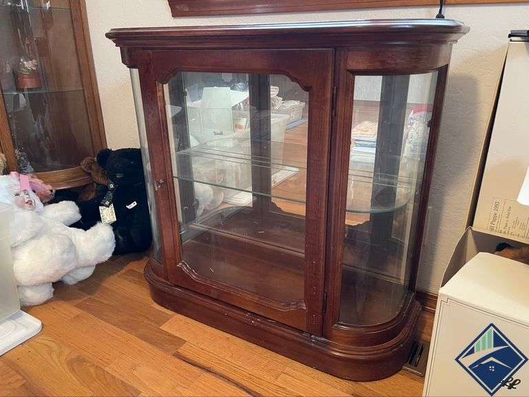Antique Curved Curio Single Glass & Light - Estate Details