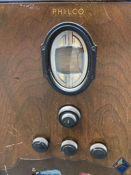 1940's Philco Radio Cabinet - Estate Details