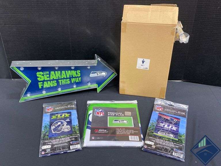 Seattle Seahawks: Seahawk, Light Up Sign, & Flags - Estate Details