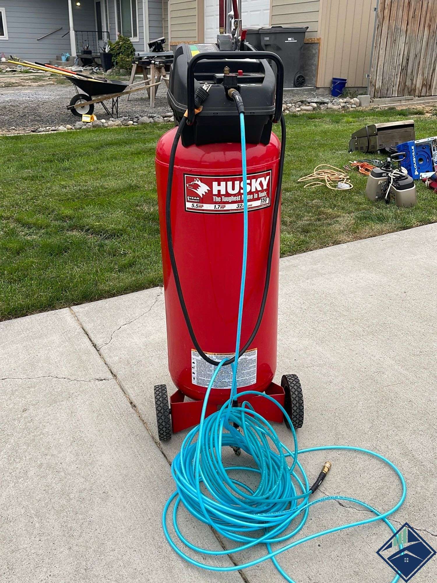 32 gallon air compressor store