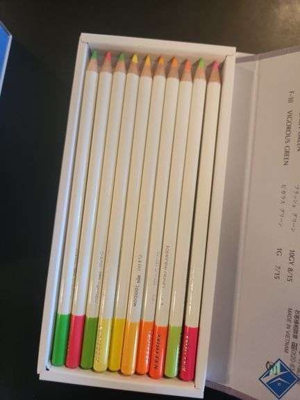 Tombow Colored Pencils Dictionary Irojiten Vol. 1, 2, 3 Complete set of ...