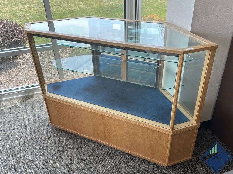 Glass & Oak Two Shelf Display Case - Estate Details