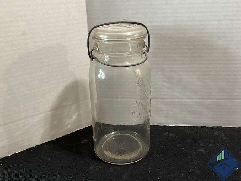 Ball Wide Mouth Eclipse Jar with Glass Lid - Estate Details