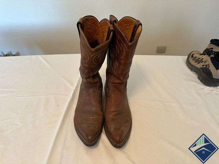 Leather Cowboy Boots - Estate Details