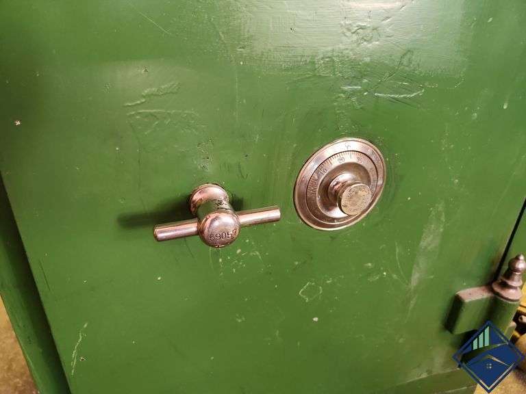 Corey Safe & Lock Hall Heavy Duty Vintage Safe *Heavy & Has Code ...