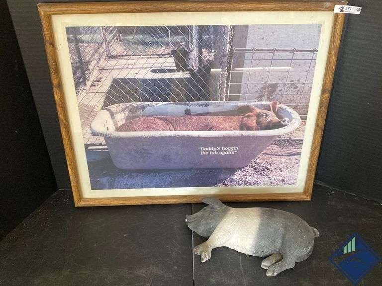 "Daddy's Hoggin' the tub again" Wall Art & Sandicast Pig Figure ...