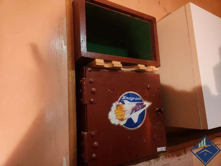 Metal & Wood Lock Box *Bring Tools - Estate Details