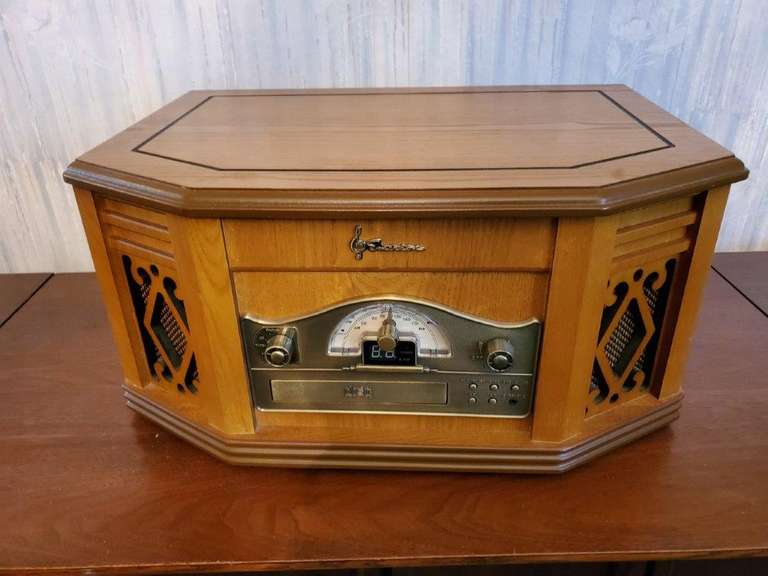 Stereo System - Emerson - Estate Sales RVA