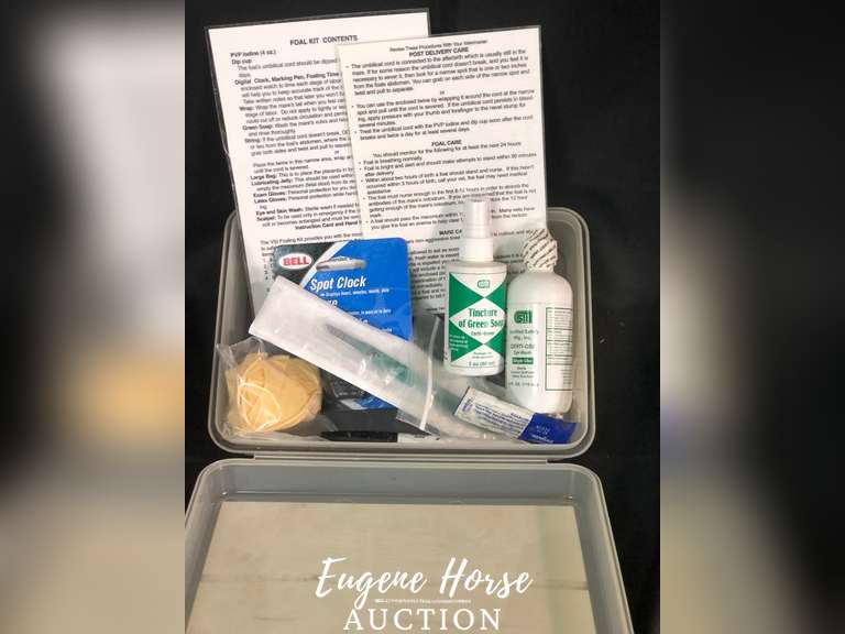 Foaling kit - Eugene Horse Auction