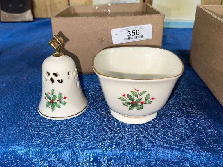Lenox holly nut dish and bell - Auction Services LTD