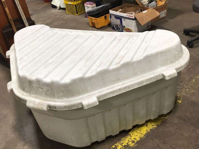 Coleman dock box full of floats - Auction Services LTD