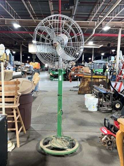 large fan - Auction Services LTD