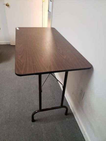 Folding Table - Auction Services LTD
