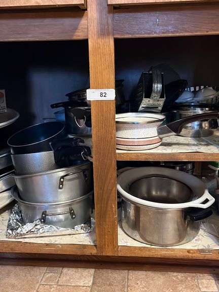 Kitchen Cookware Lot - Auction Services LTD