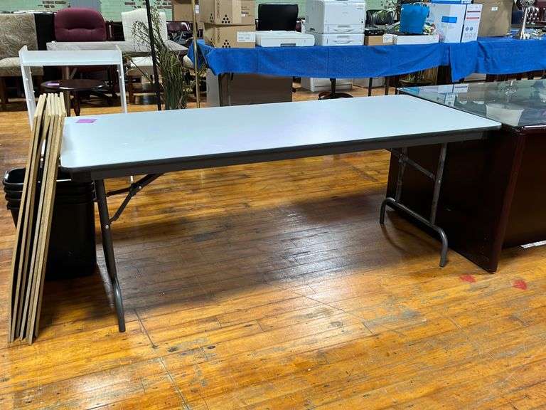 Table - Auction Services LTD