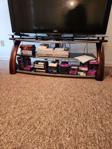 TV stand with 2 DVD/VCR Players - Auction Services LTD