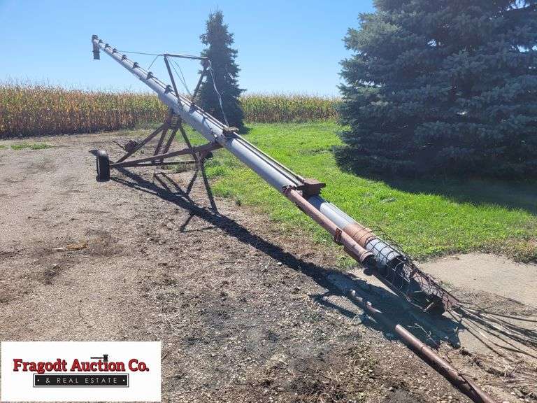 8” x 56’ Gilmore Tatge Auger, 540 PTO, SN: 2024 - Fragodt Auction and ...